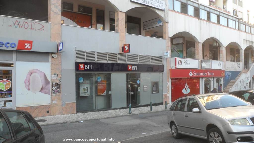 BPI Centro Comercial Massamá - Bancos de Portugal